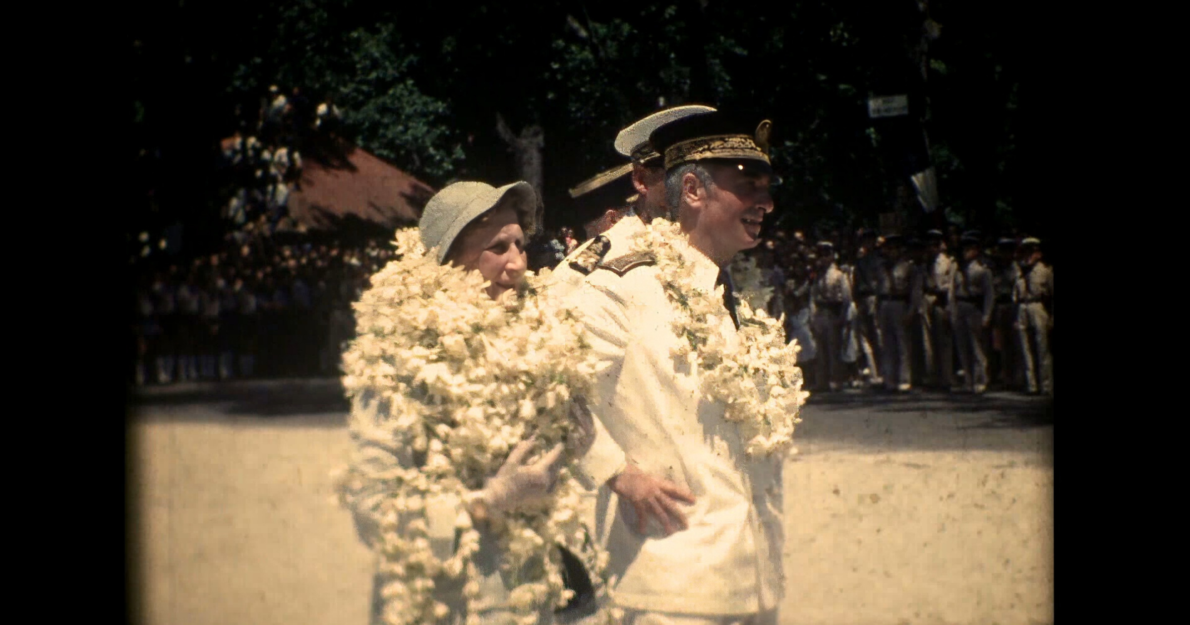 Les films d'Emile Tchen - Retour du Gouverneur Petitbon